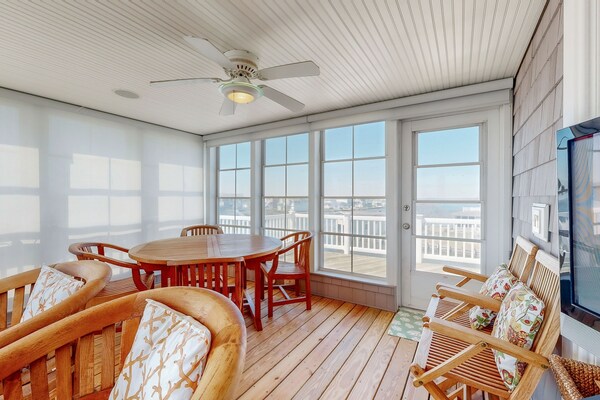 Town Of Fenwick Island Bay Front House W/deck, Patio, Bay Views, Grill - Ocean City