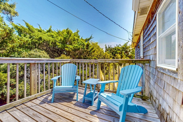 Charming Family Getaway In Salvo With A/c, Full Kitchen, And Gas Grill - Outer Banks, NC