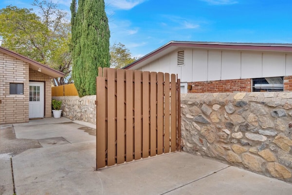 Charming 1-bedroom Guesthouse Westside El Paso - El Paso, TX