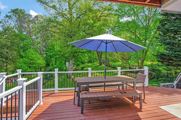 Stunning 4 Br Home - Walking Distance To Stadium - Annapolis, MD