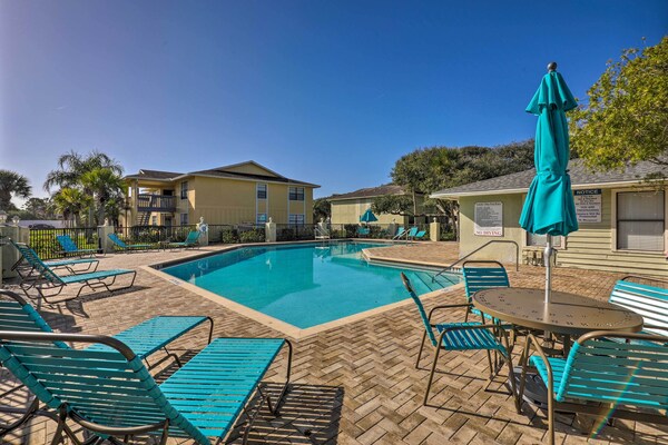Steps To St Augustine Beach: Condo W/ Pool Access - St. Augustine, FL