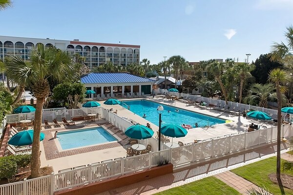 2 Tropical Rooms W/ Picturesque Ocean Views Near Fort Walton Beach Park - Fort Walton Beach, FL