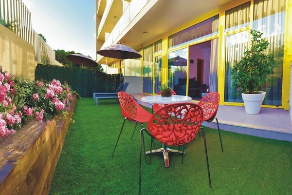 Apartamento Vacacional Para 2/4 Personas - La Pineda