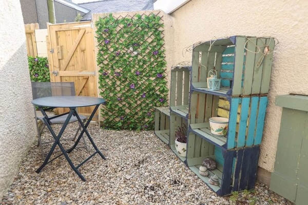 Cottage In Trefor Near Traeth Trefor Beach - Llŷn Peninsula