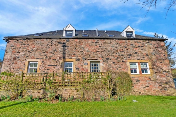Beautiful Cottage Near River Tweed, No Deposit - Melrose