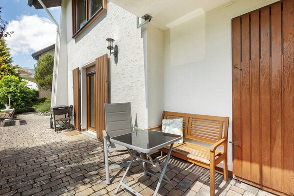 Ferienwohnung 'Sonnenblick' Mit Bergblick, Gemeinschaftsterrasse Und Wi-fi - Bad Berleburg