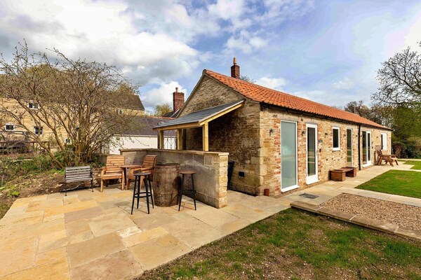 Cottage Near Fletland Mill, No Deposit - 
