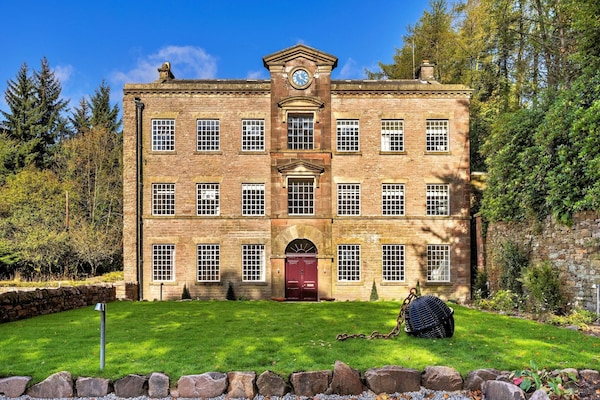 Luxurious Holiday Home In Wildboarclough, No Deposit - Staffordshire