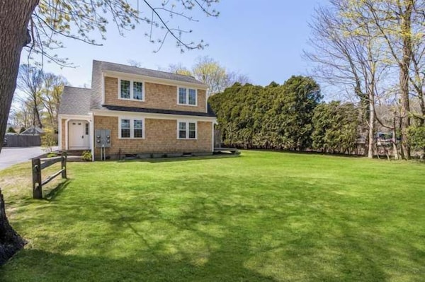 Condo Getaway Offering Easy Access To The Ferries! (2405) - Falmouth, MA