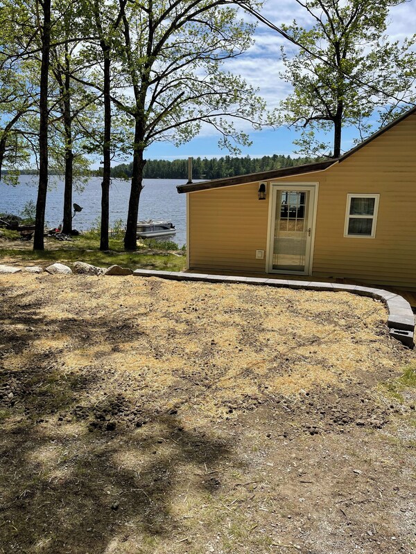 Clean Cozy Waterfront Cottage - Perfect For Family Relaxation And Recreation - Orland, ME