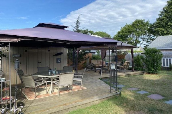 New! Coastal Cottage Retreat Steps From The Beach - Wareham, MA