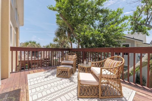 Be A Nomad -  Beach Home W/ Yard & Office - Jacksonville Beach, FL