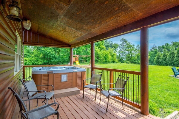 Dragonfly Lodge | Hocking Hills - Ohio