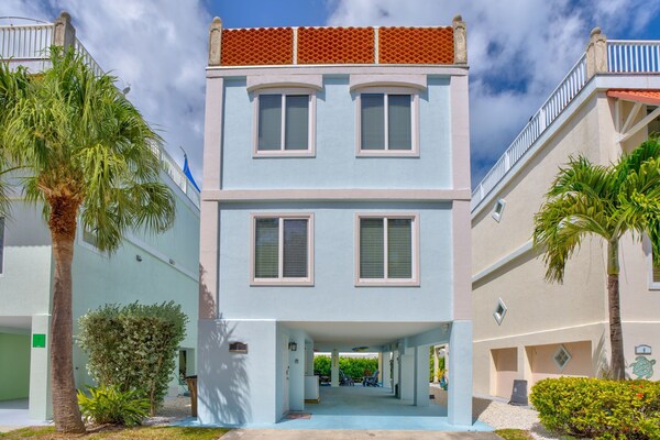 Oceanview Rooftop Retreat  3br 3ba In Marathon Fl - Curry Hammock State Park, Marathon