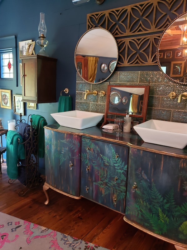 The Birdcage Saloon Is True Hidden Gem, In A Secret Garden. Romance Awaits Here - League City, TX