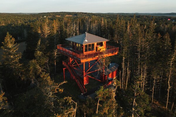 Shackup Tower - 30 Ft In The Air & Hot Tub & Surf - Nova Scotia
