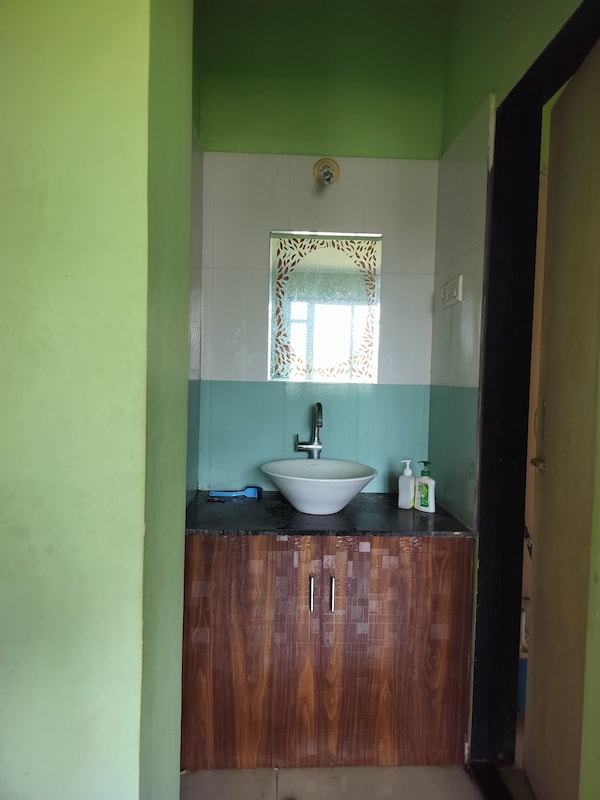 Trendy & Cozy Hideaway - Alibag
