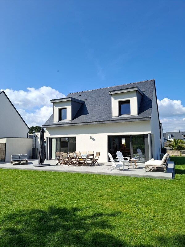 400 Metres From The Beach, House With Garden Ideal For Families/ Housework Included - Pont-l'Abbé