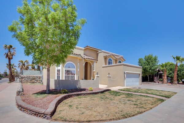 Patio, Pool & Spa: Family Retreat In Horizon City! - El Paso, TX