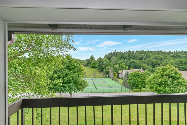 Cardinal 303 | Fireplace, Restaurant, Pool, Spa - Boone, NC