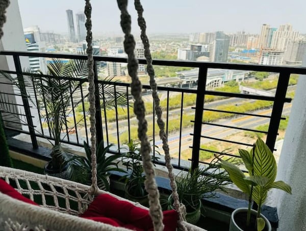 Cozy Private Stay By Buddieshome - Faridabad