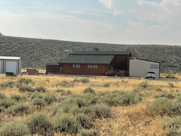 4-bedroom Apartment Right Across From Rodeo In Cody - Or Rent The Whole Lodge! - Cody