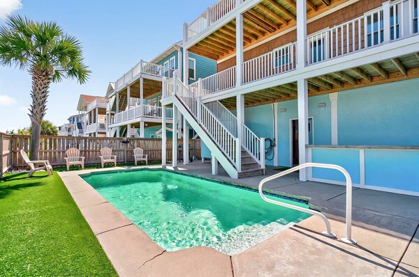 200 Ft From Beach Access, Elevator, Heated Pool! - Ocean Isle Beach, NC