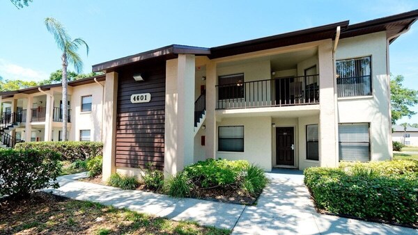 Eh-near Beaches And Img, Pool, Tennis, Pickleball - Bradenton, FL
