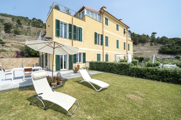 Via Aurelia 9, Cervo - San Bartolomeo al Mare