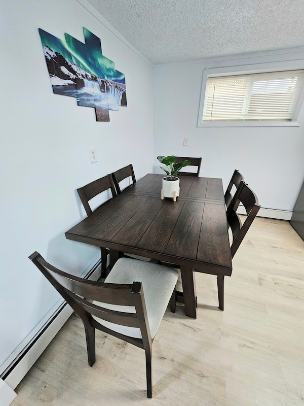 Delightful 2-bedroom Apartment Near Downtown With Wifi In Fairbanks - Fairbanks, AK