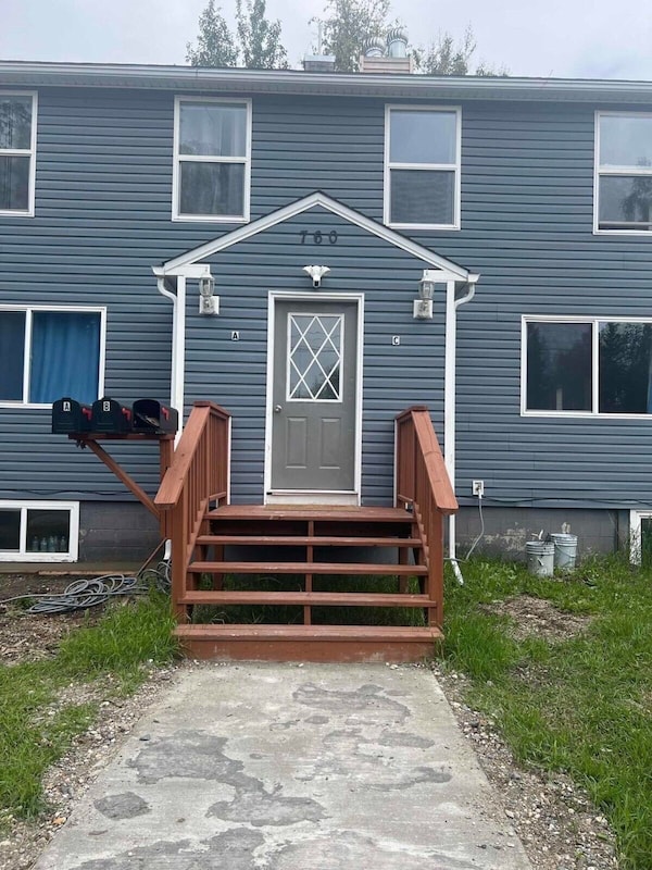 Enchanting 3-bedroom Apartment Near Downtown With Wifi In Fairbanks - Fairbanks