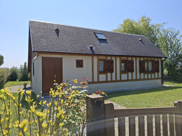 Authentic Chalet Near The Beach For 6 Persons - Normandië