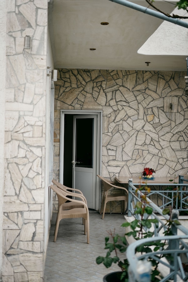 Charming 4-bedroom Villa With Ac, Wifi In Amazing Gjirokastër - Gjirokaster