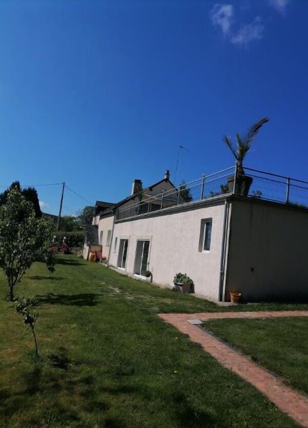 Maison De Famille Edelweiss Avec Sa Piscine/sauna. - Saône-et-Loire