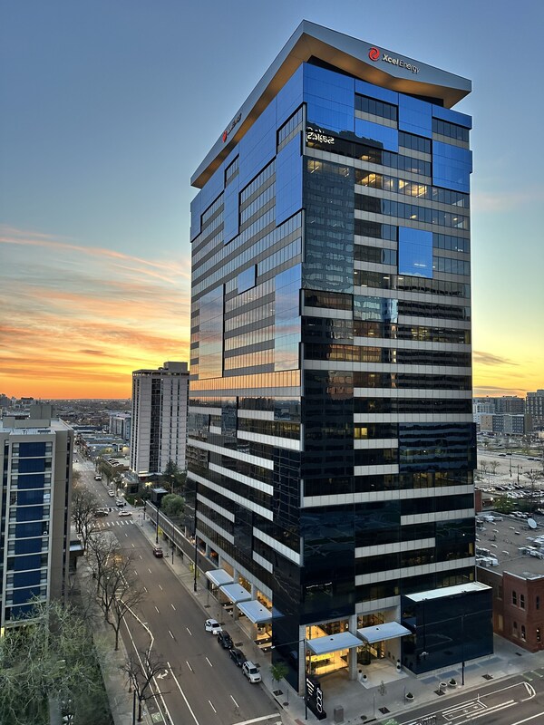 Charming Elegant High-rise  Apartment In Heart Of Denver - Denver, CO