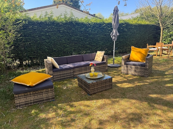 Villa Frans -Gezellige Bungalow In Renesse - Renesse