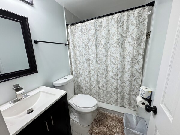 Cozy 1br Apartment In Dc With Easy Parking - Rockville, MD