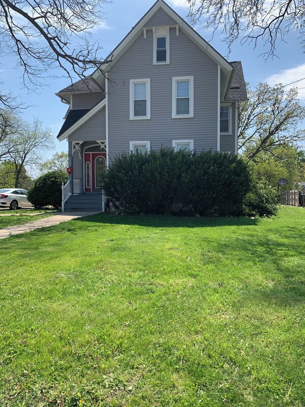 Charming 4-bedroom House With Ac, Wifi In Marvelous Aurora - Naperville