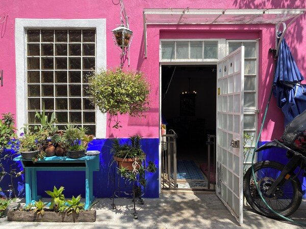 Sustainable 3 Bedroom Home - Casa Vecindad Murales - Mexico City