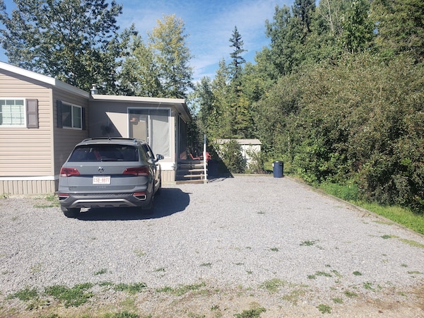 Park Model Lake Property For Rent - Alberta