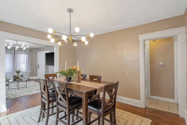 Cozy 2br Near Destiny Usa, Syracuse Uni,zoo & Downtown - Rosamond Gifford Zoo, Syracuse