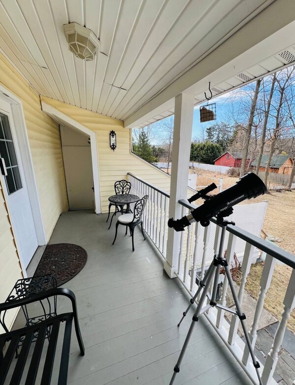 Cozy Loft Apartment In Stockade District Walk To Restaurants & Bars Ac & Wifi - Woodstock, NY
