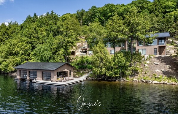 5 Bed 5 Bath Brand New Cottage On Lake Of Bays - Sw Exposure - Ontario 60