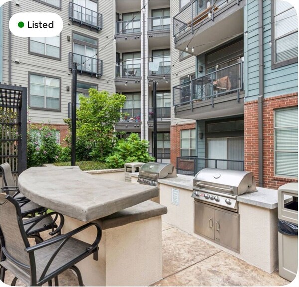 Chic 1-bedroom Luxe Apartment With Ac, Fitness Room In Fabulous Downtown Dallas - Highland Park, TX