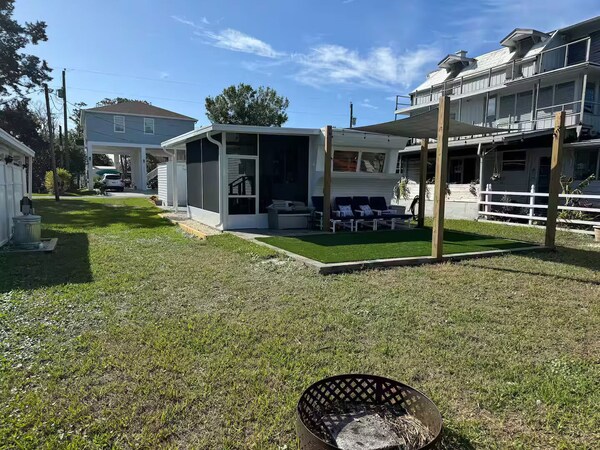 Charming 1-bedroom House In Spring Hill With Ac, Wifi - Spring Hill, FL