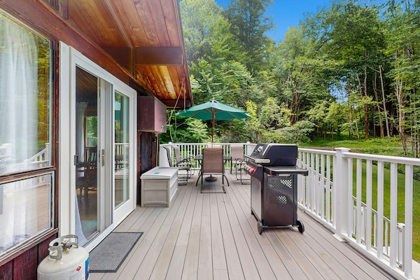 Cozy House In Woods W/ Gas Fireplace, Partial A/c, Deck, Bbq, W/d, Wifi, Kitchen - Montpelier, VT