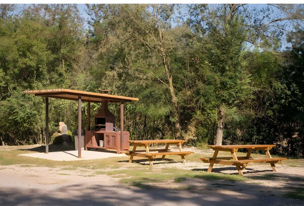 Casa De Vacaciones 'Lledoner' Con Vistas A La Montaña, Piscina Compartida Y Wi-fi - Olot
