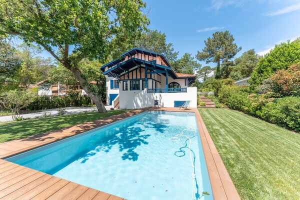 Maison De Vacances Iparra  Golf D'hossegor  12 Pers, Piscine Privée, A/c, Proche Plage - Seignosse