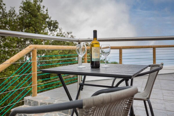 Apartamento De Vacaciones 'Viva Forest Stevier' Con Vistas Al Mar, Piscina Compartida Y Wi-fi - Garachico