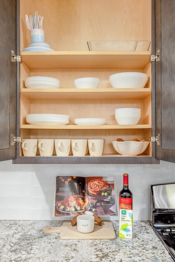 Chic Designer Apt For 6, City Skyline Views, Near Times Square! - Yorkville - Manhattan